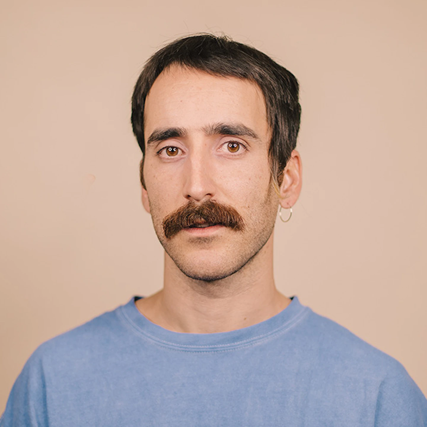 mee - Songs & Albums | Artlist