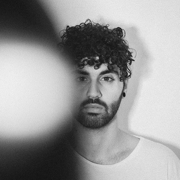 Loya - Songs & Albums | Artlist