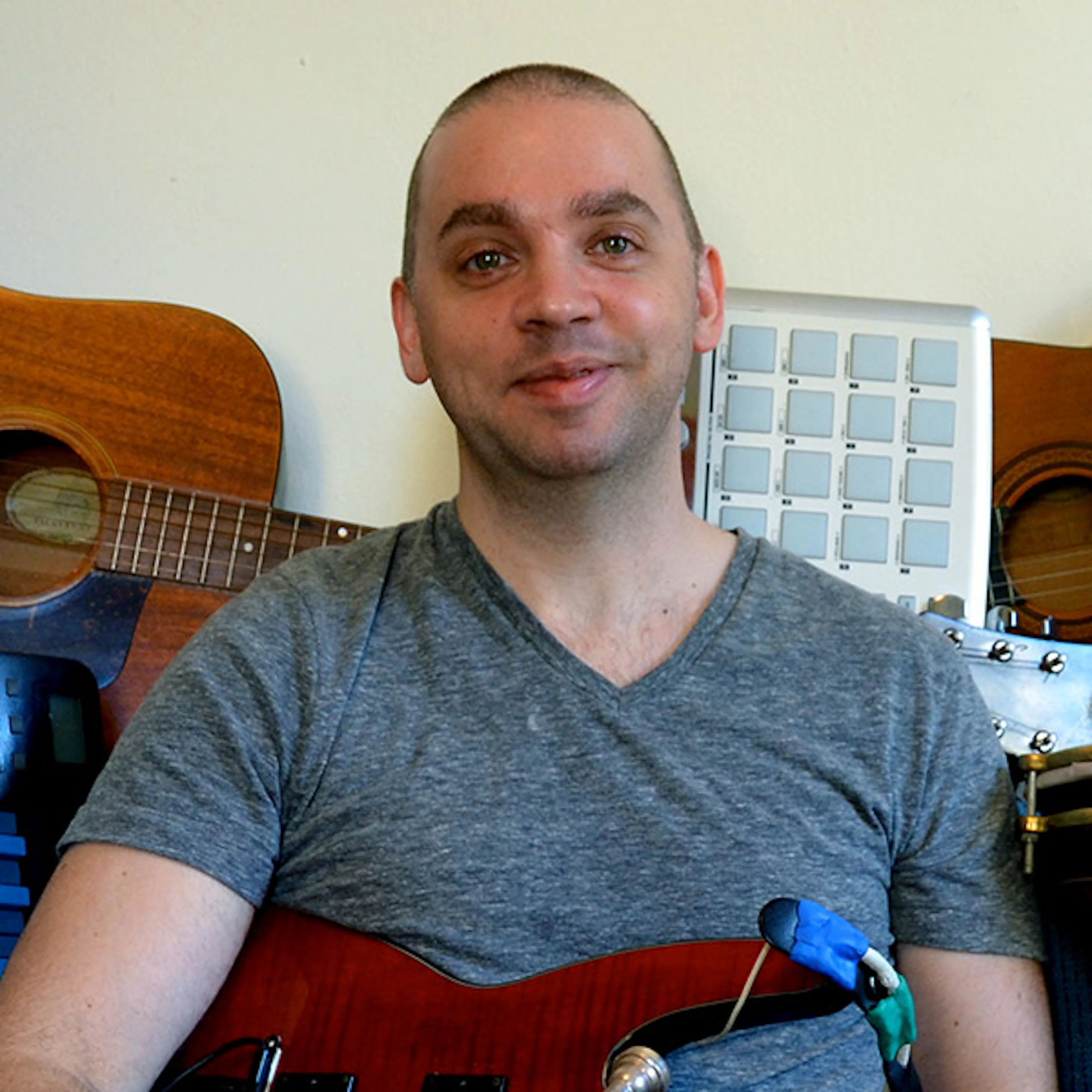 Scott Hampton - Songs & Albums | Artlist